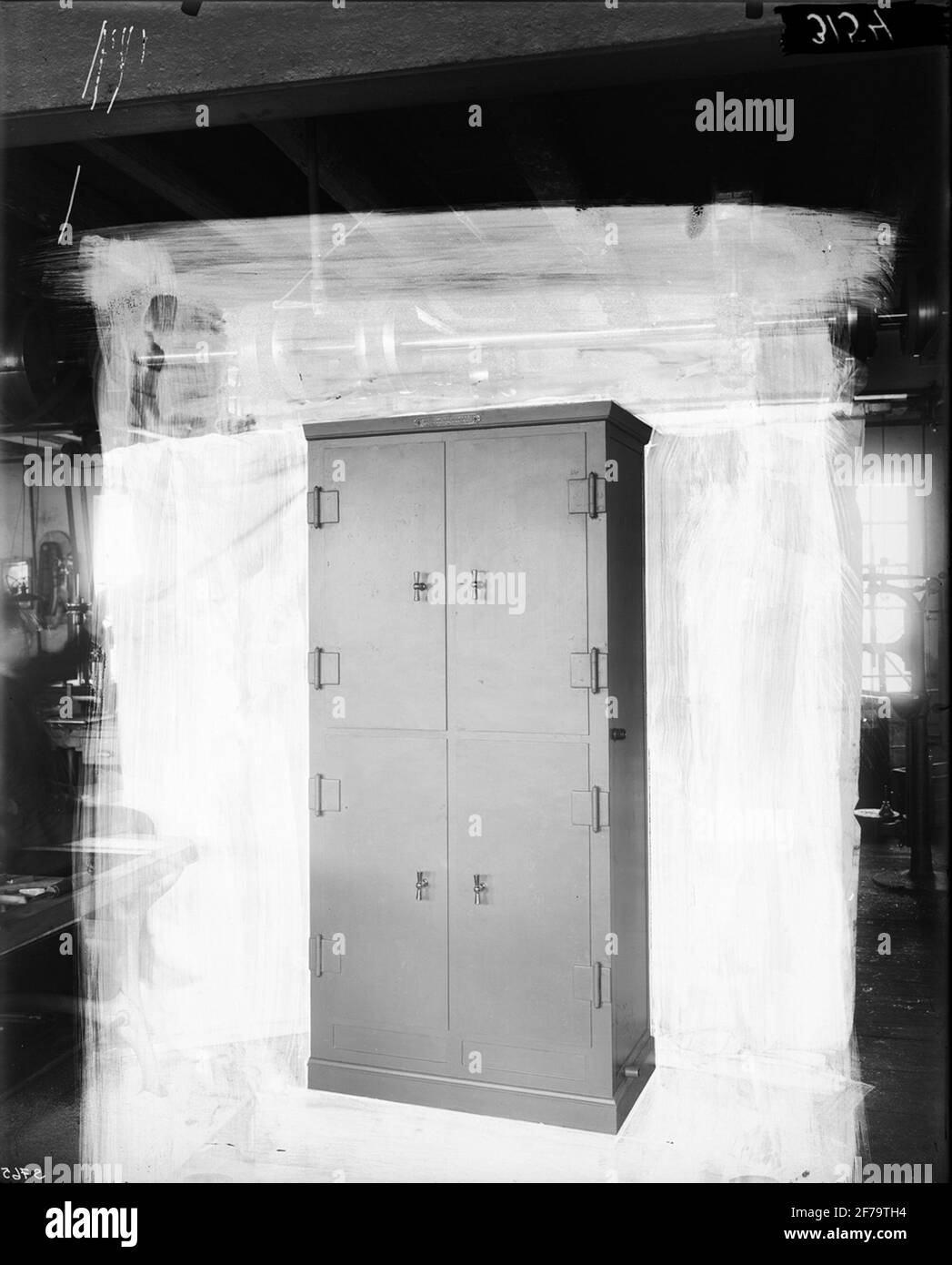 Storage cabinets hi-res stock photography and images - Alamy