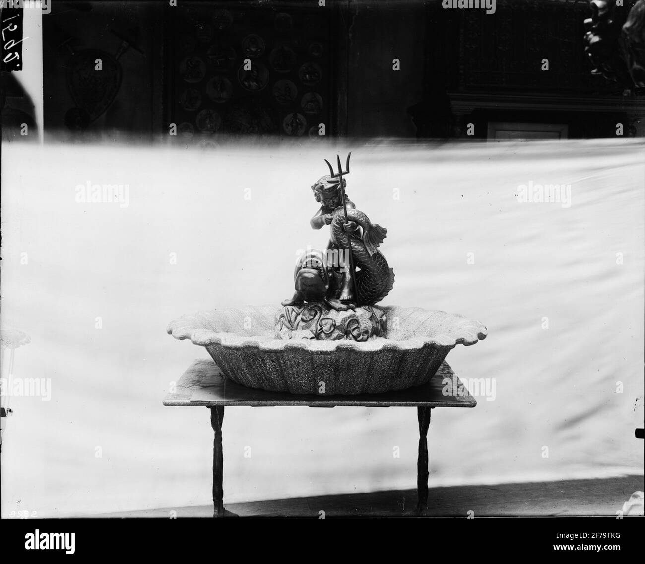 Urna hi-res stock photography and images - Alamy