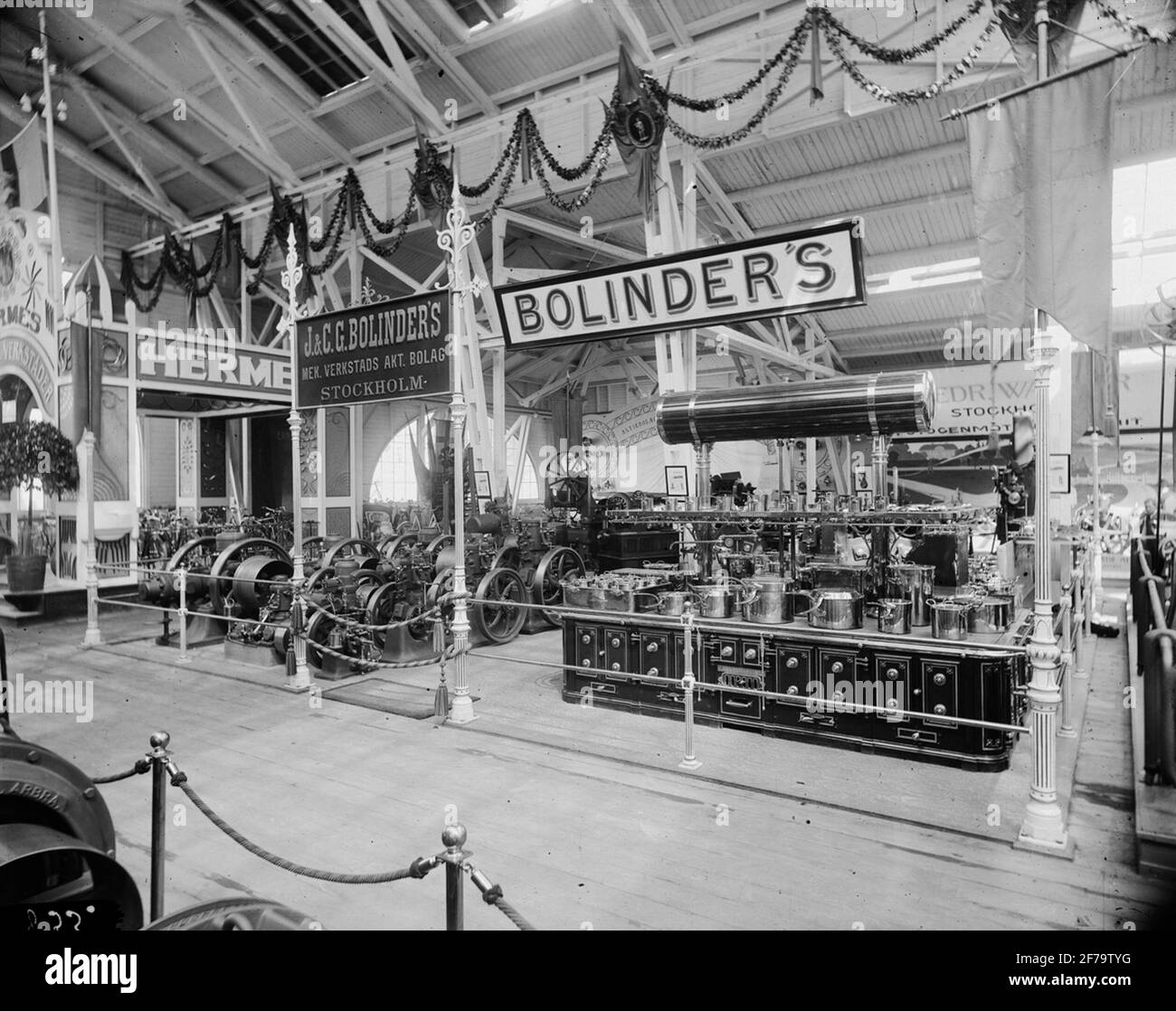 Engine cooking Black and White Stock Photos & Images - Alamy