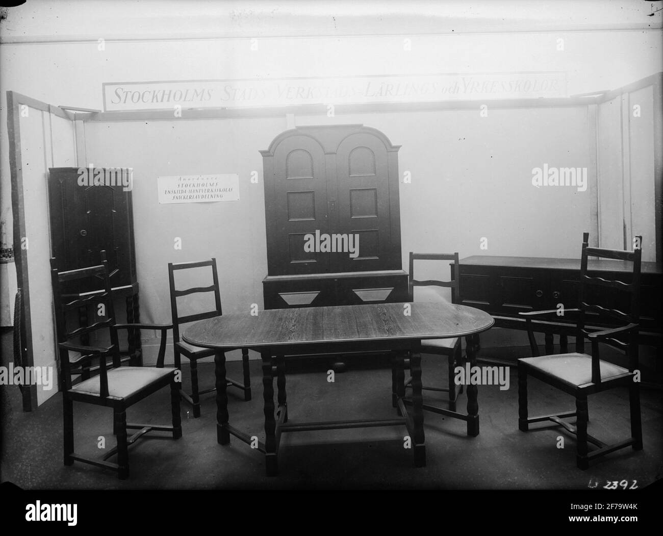 The craft's propaganda exhibition: Stockholm's individual craft school ...