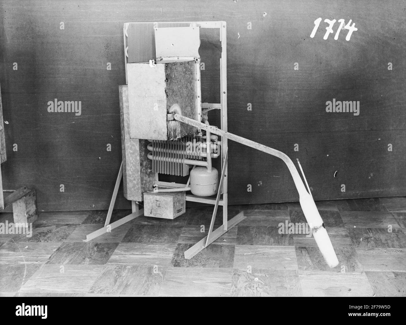 Immersion cooling hi-res stock photography and images - Alamy