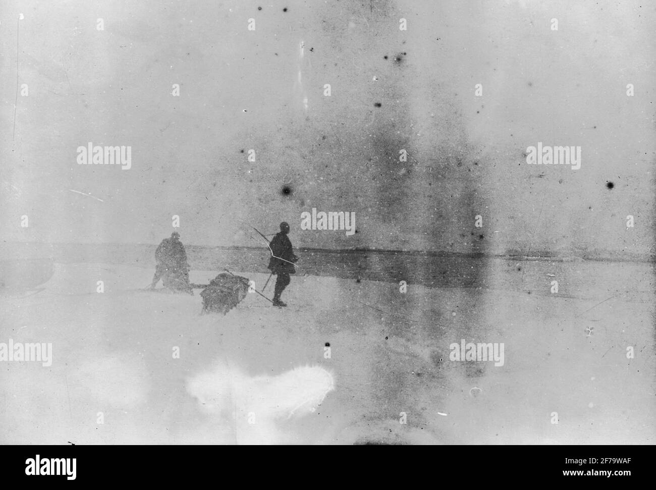 S.A. Andrée, Knut Fraenkel? Designation of the pictures was made by ...