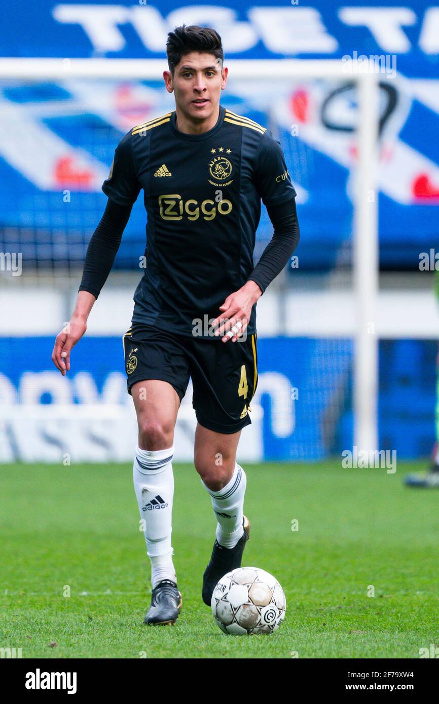 4 edson alvarez hi-res stock photography and images - Alamy