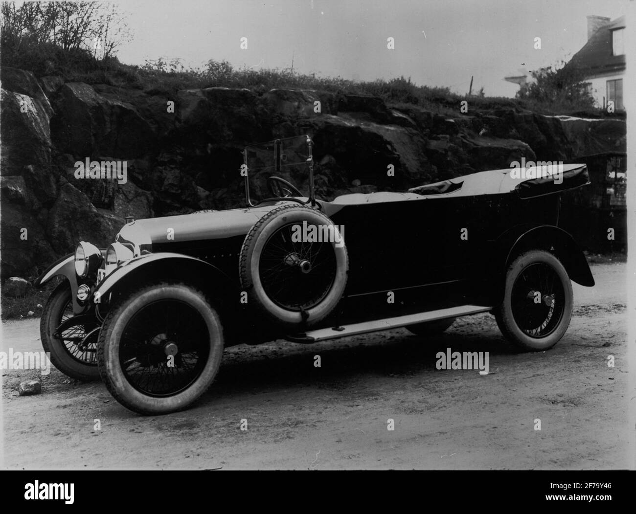 Car of the brand Minerva. This HP Minerva with bodywork from the ...