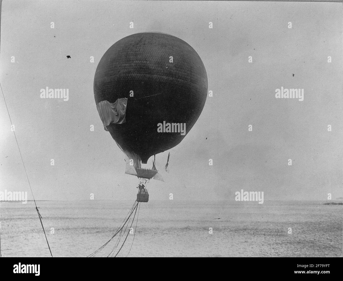 Balloon flight records hi-res stock photography and images - Alamy