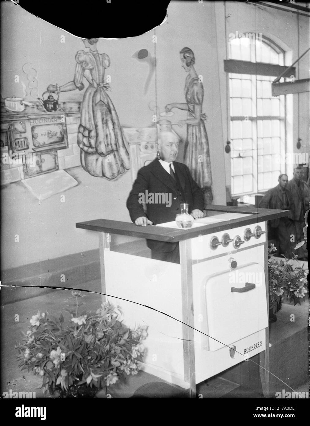 Interior, workshop, festivities, per albin Hansson in the stove in the ...