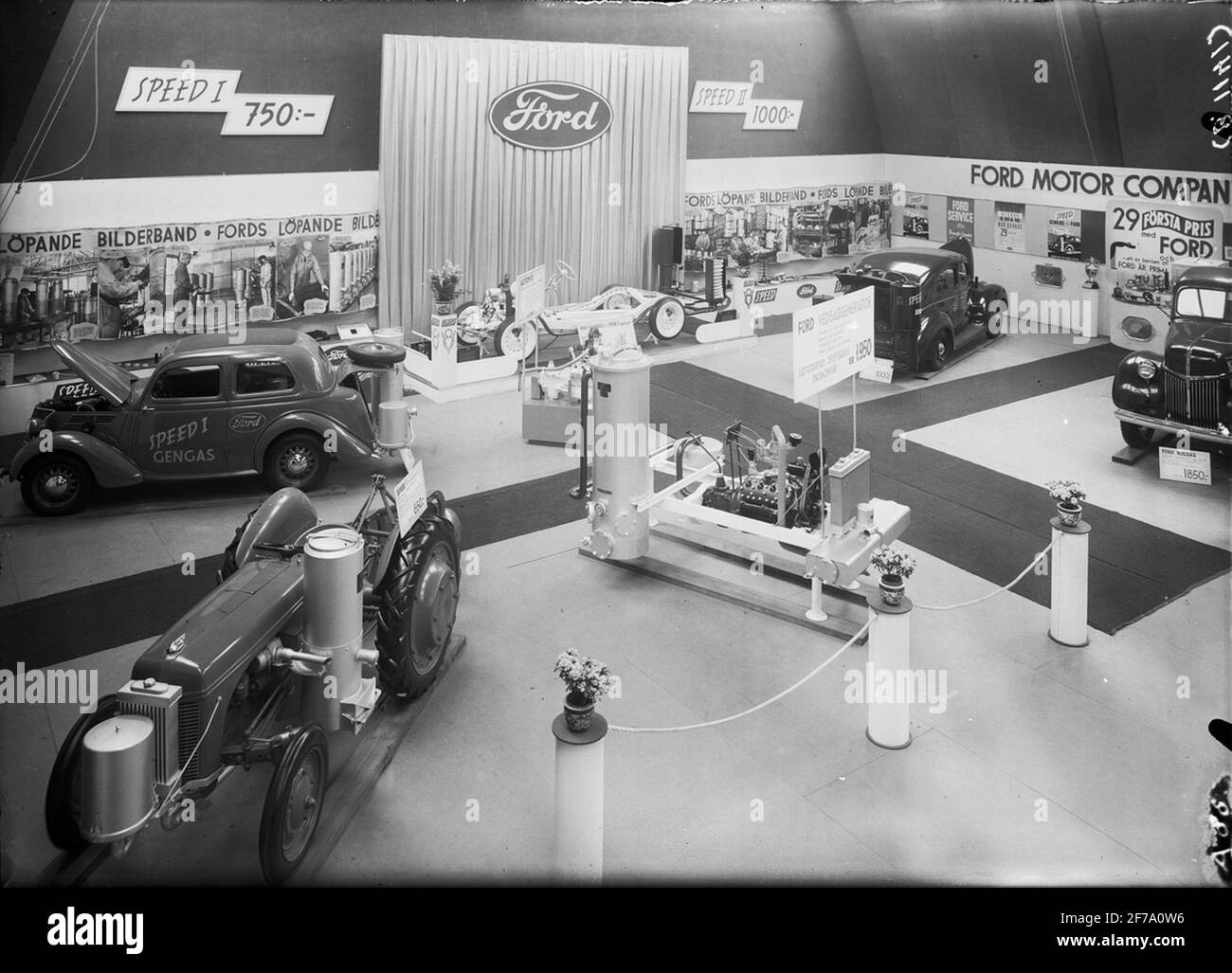 Cars exhibition Black and White Stock Photos & Images - Alamy