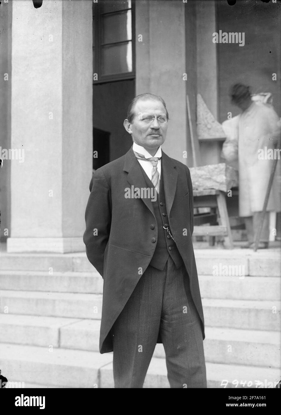 The craft's propaganda exhibition commander Engineer Peter Wretblad ...
