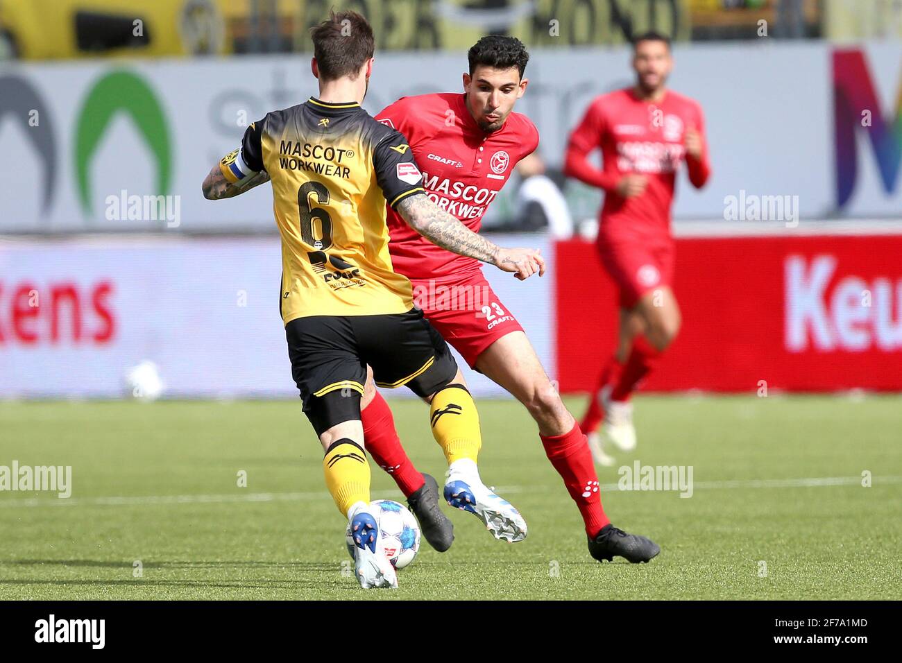 Robert faris hi-res stock photography and images - Alamy