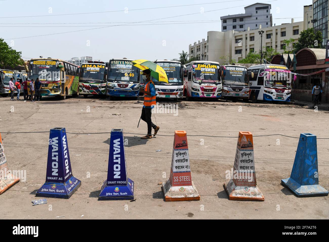 Mohakhali bus terminal hi-res stock photography and images - Alamy