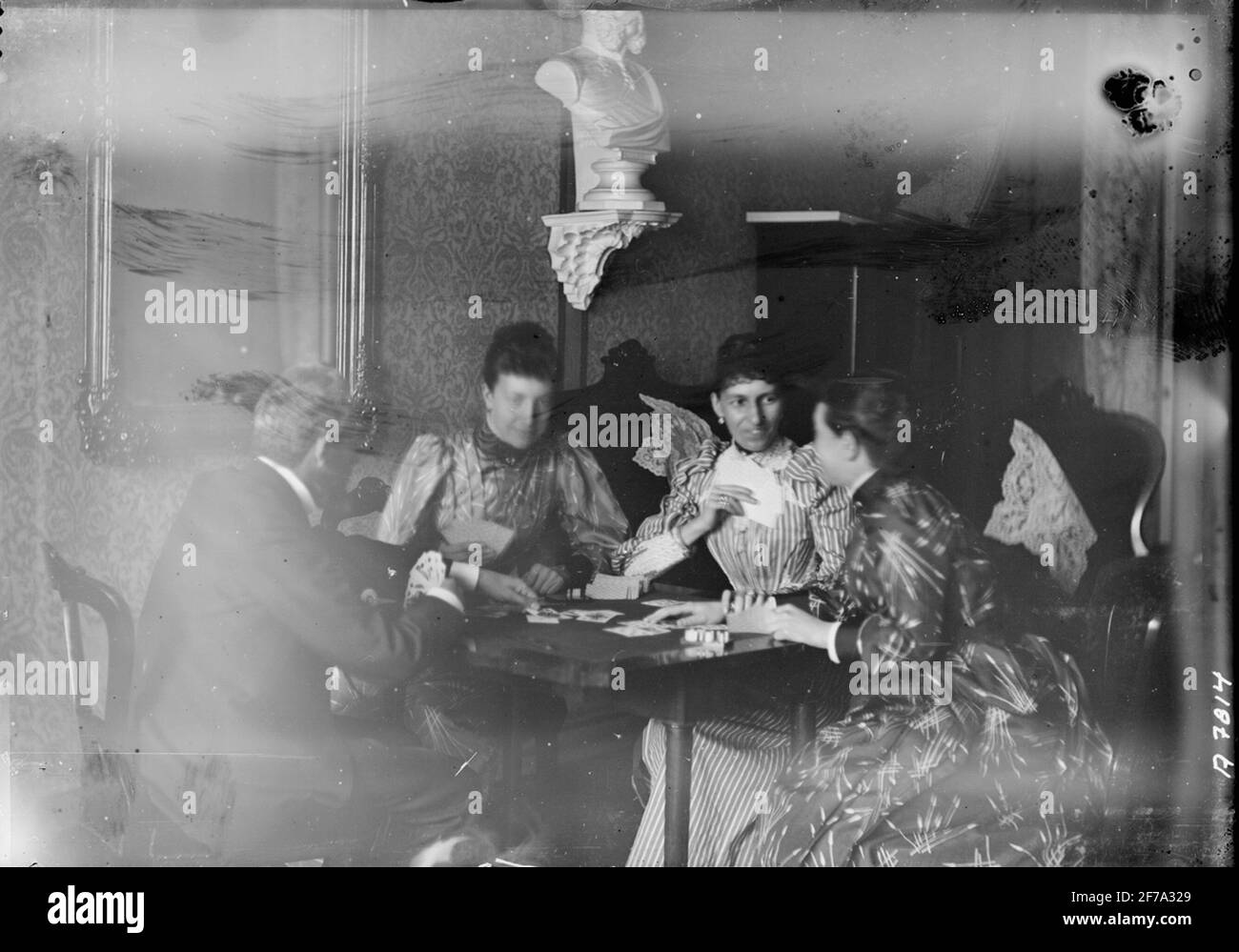 Queen Victoria's pictures. Card-playing ladies Stock Photo - Alamy