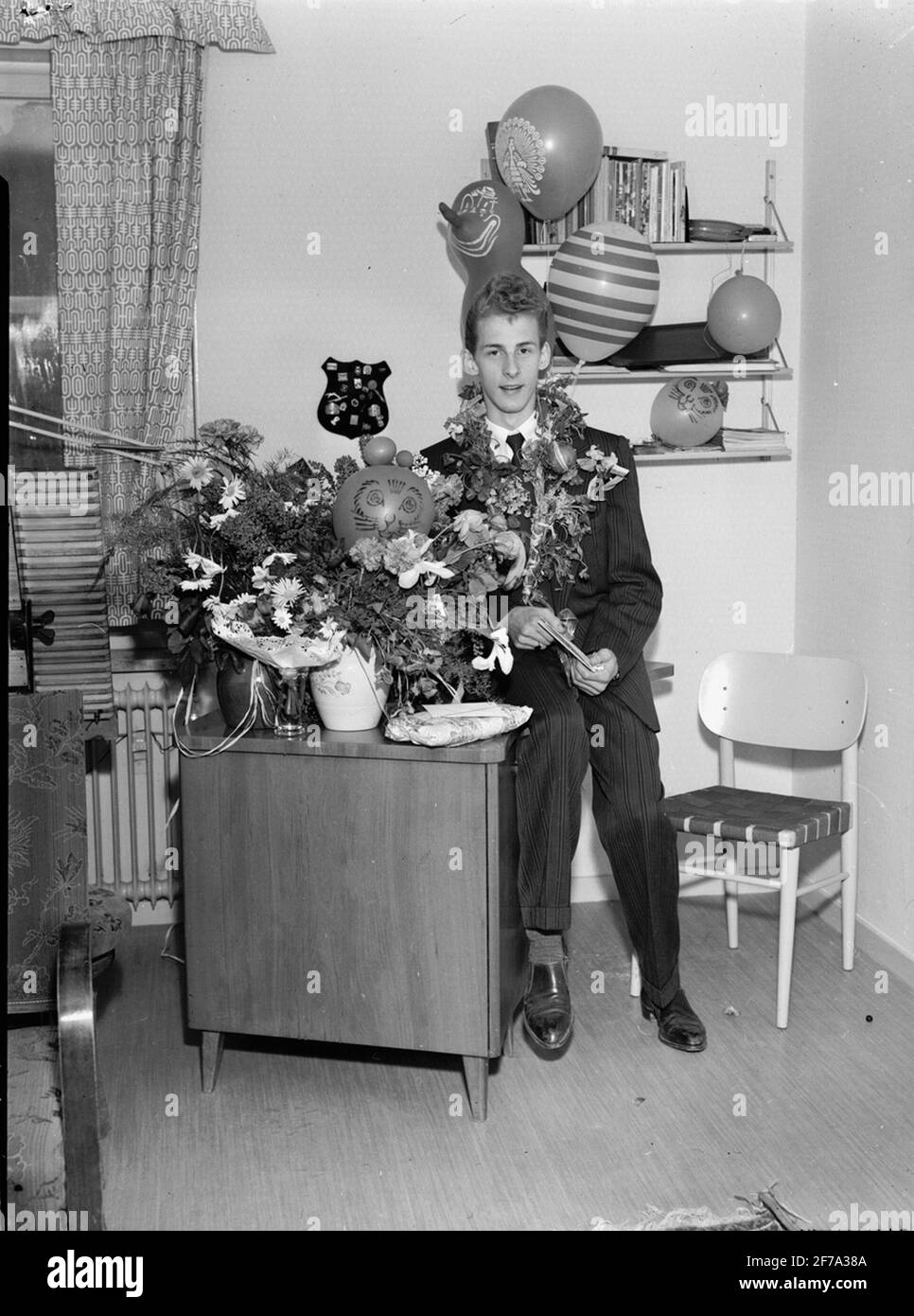 Director connection Black and White Stock Photos & Images - Alamy