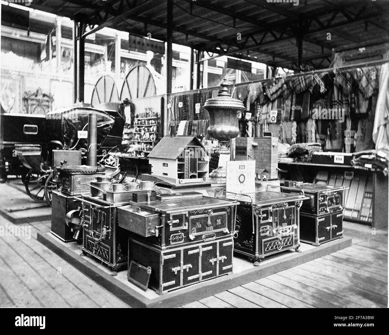 London 1862 Black and White Stock Photos & Images - Alamy