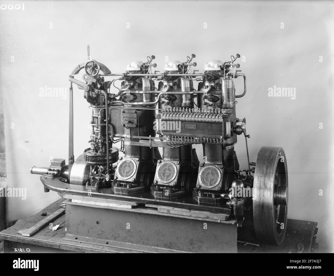 Crude oil motor, 3 cyl, 48 hp. DIRECTLY COMPLETE MARIN MOTOR Stock ...