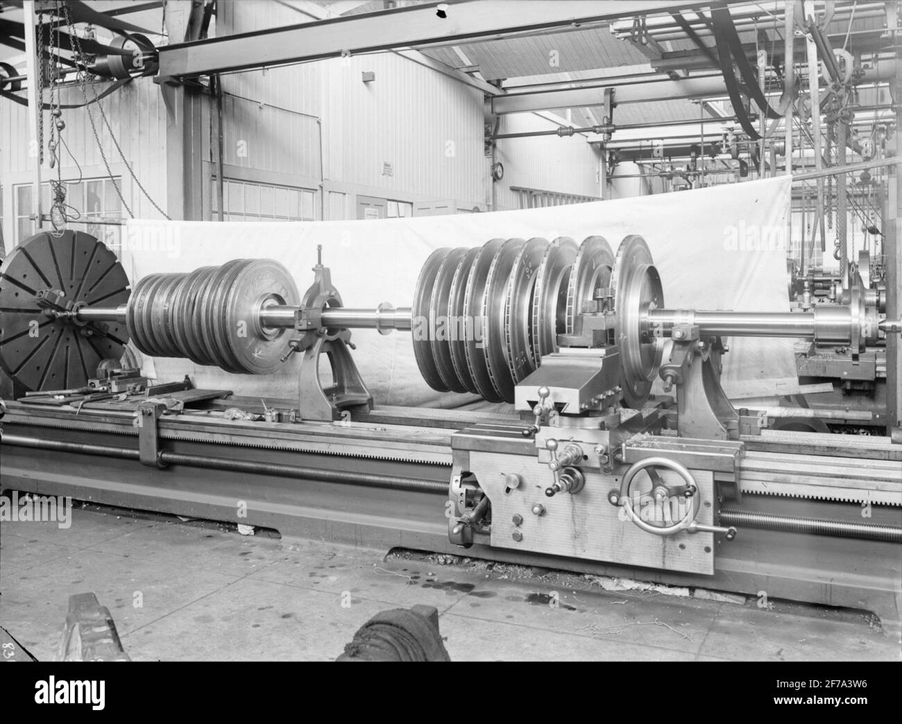 Multiple shaft hi-res stock photography and images - Alamy