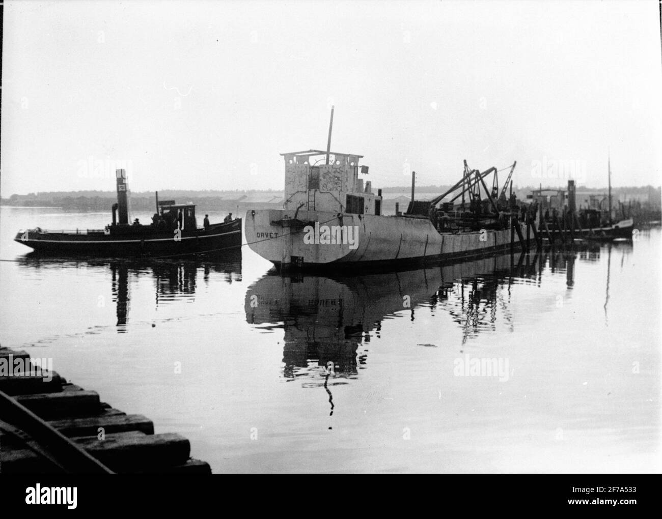 20th century ship building hi-res stock photography and images - Alamy