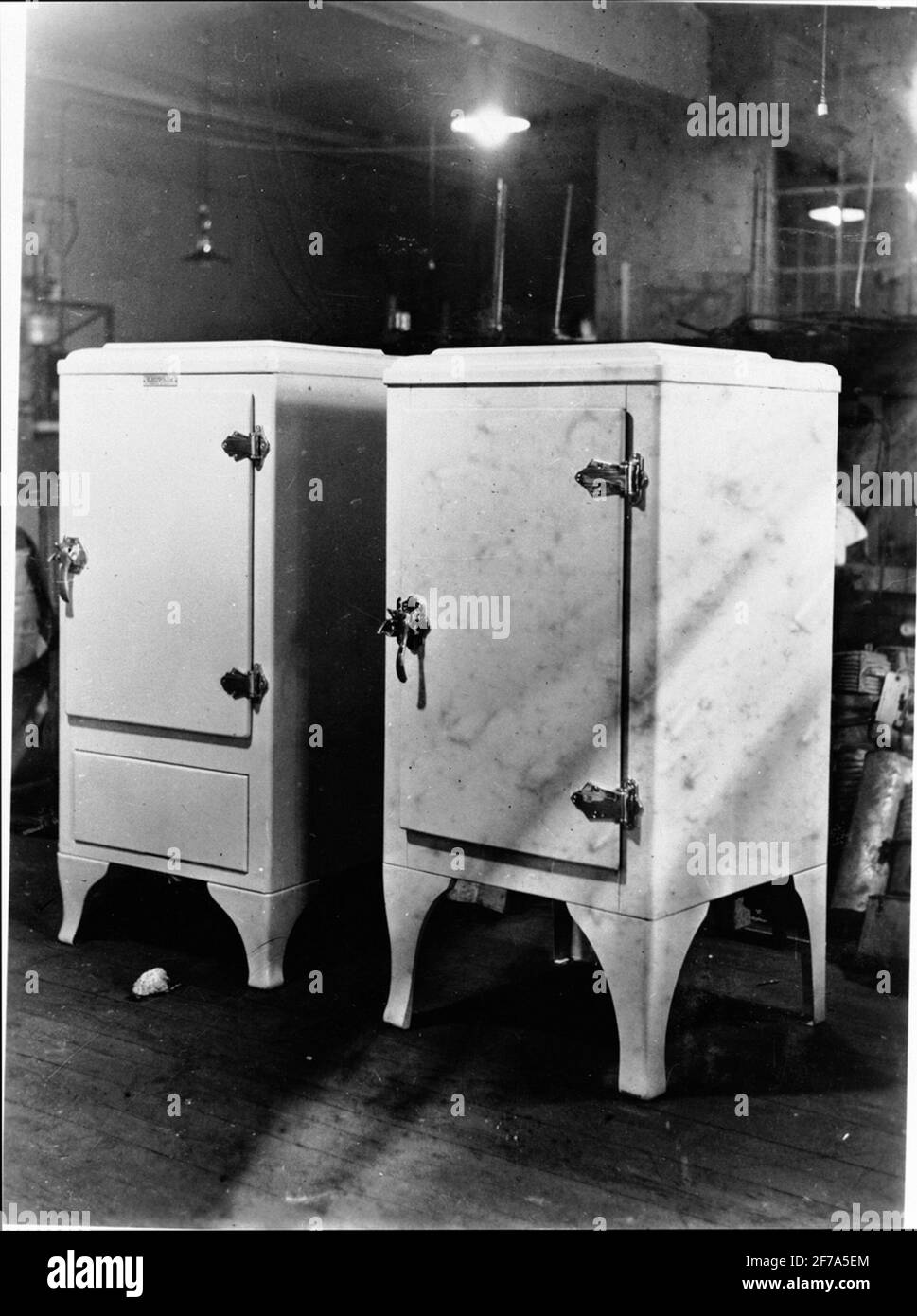 Consumer i Black and White Stock Photos & Images - Alamy