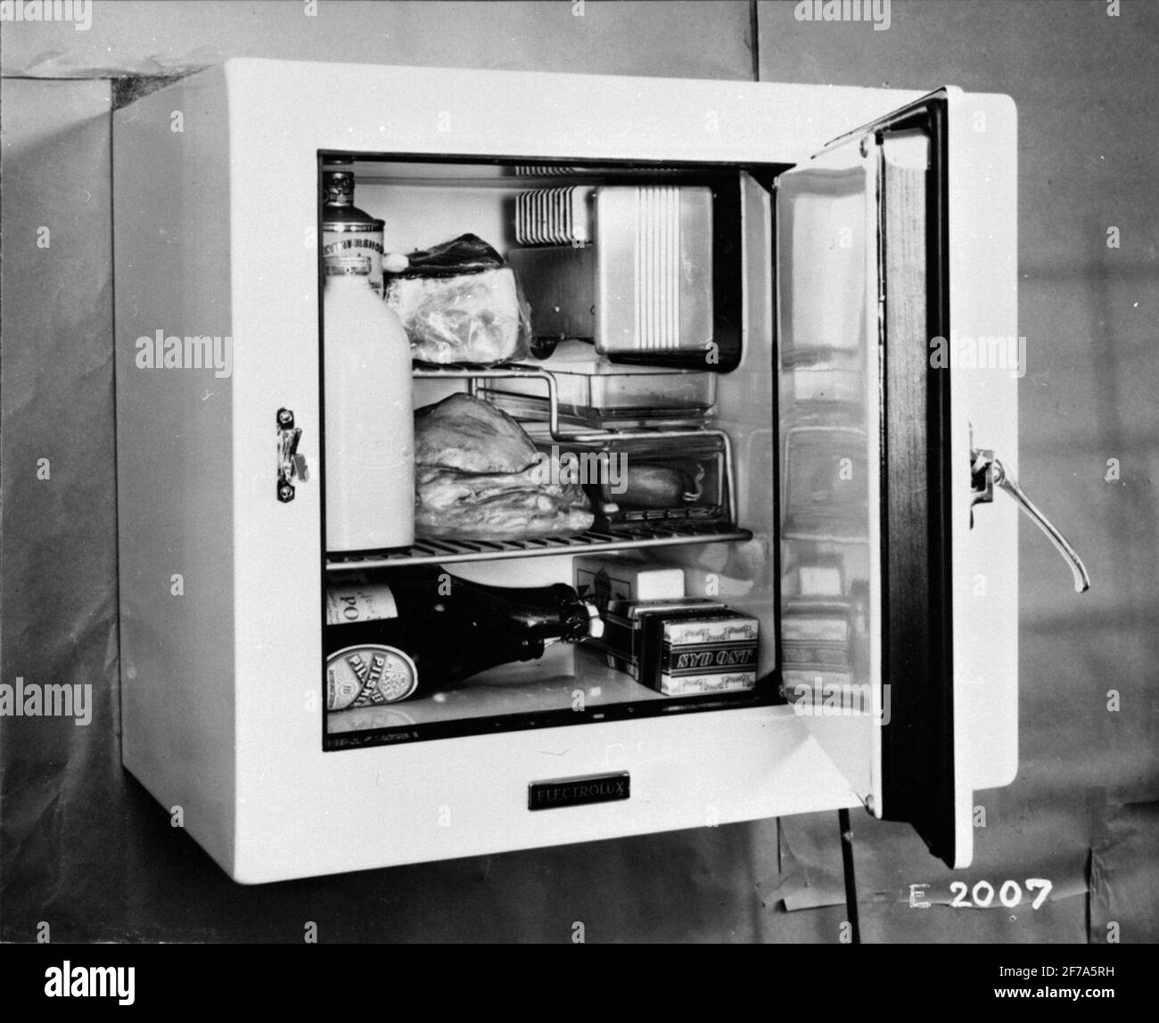 Suspension apparatus hi-res stock photography and images - Alamy