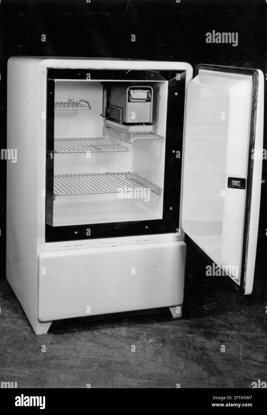 Proposal for a refrigerator L 230. Interior Stock Photo - Alamy