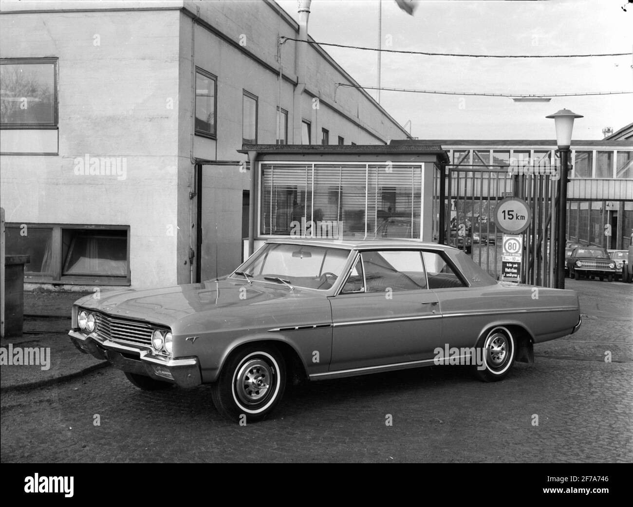 Type inspection. Buick (44437) >> Stock Photo - Alamy