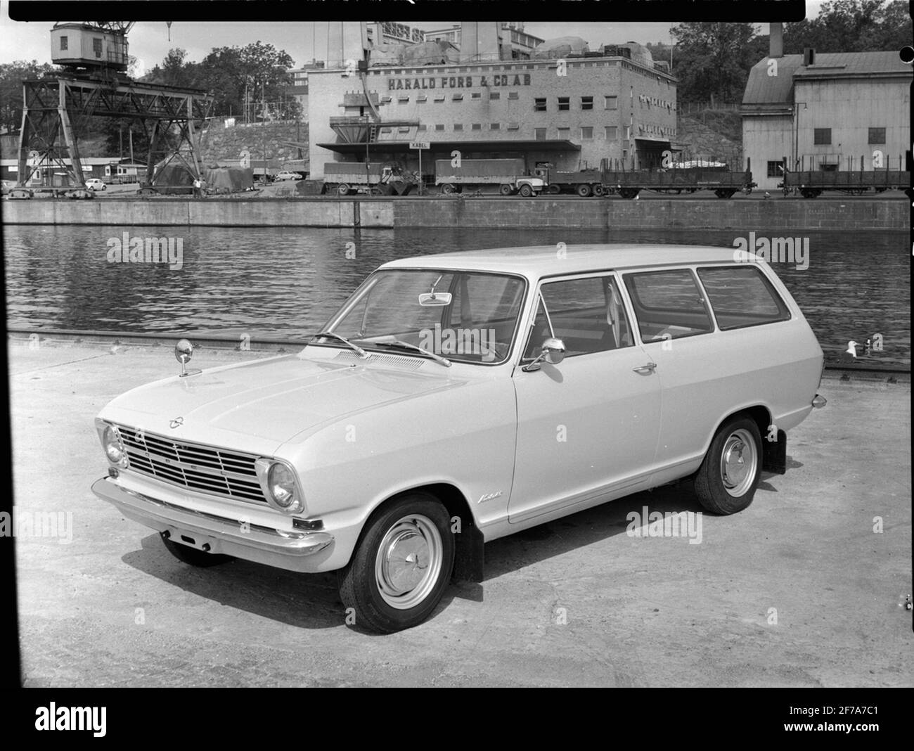 Opel caravan hi-res stock photography and images - Alamy