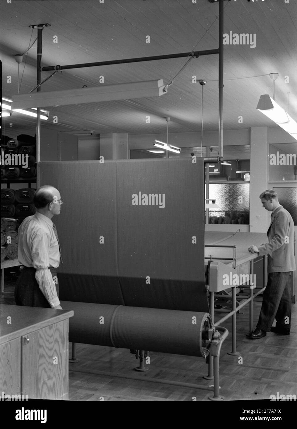 Men and work Black and White Stock Photos & Images - Alamy