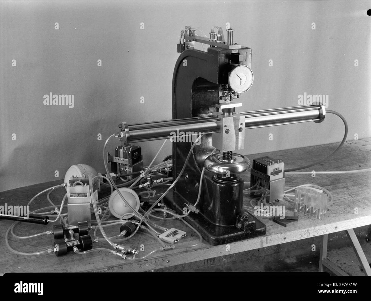 Fluid collection system hi-res stock photography and images - Alamy