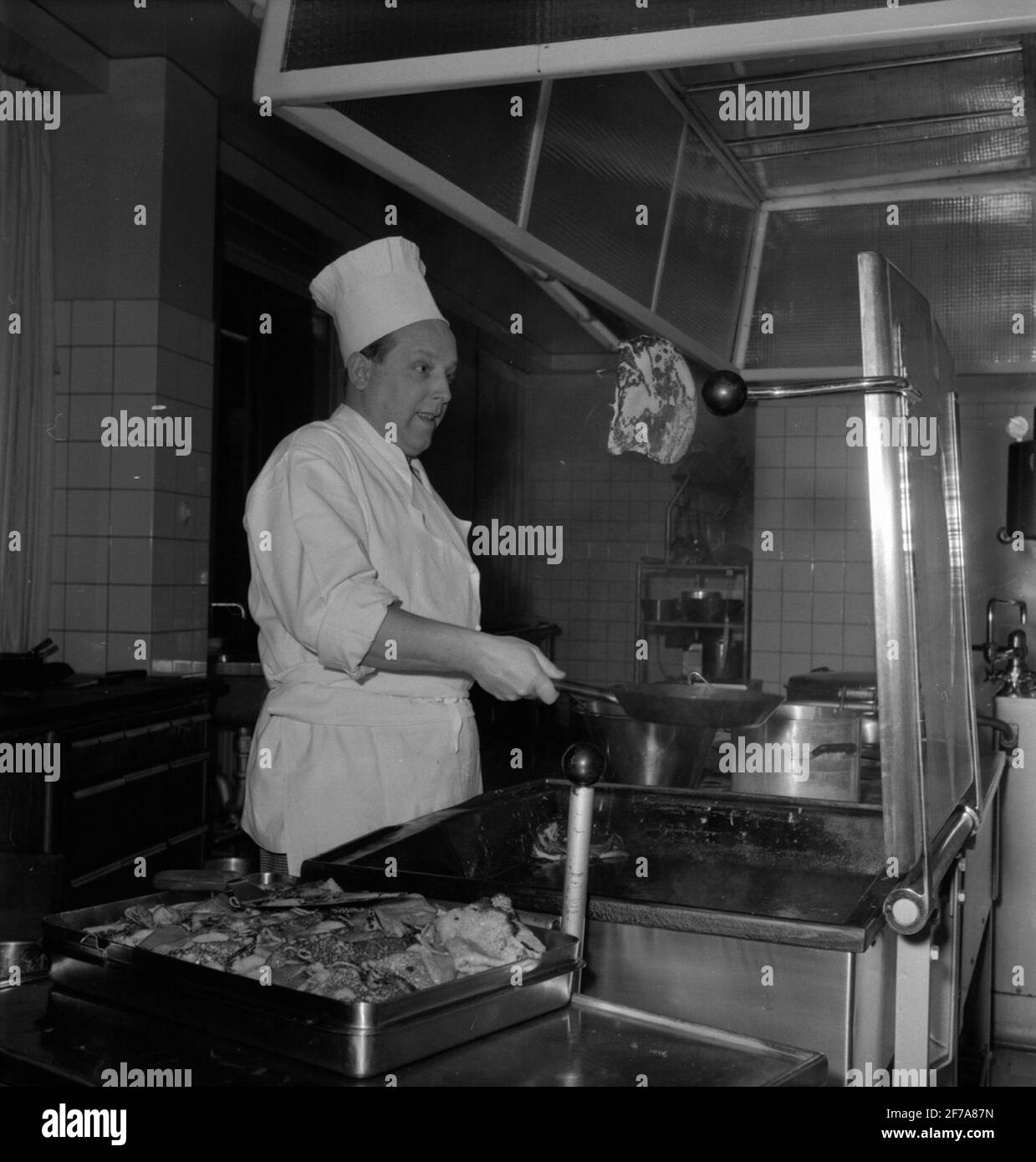 1950s chef hi-res stock photography and images - Alamy
