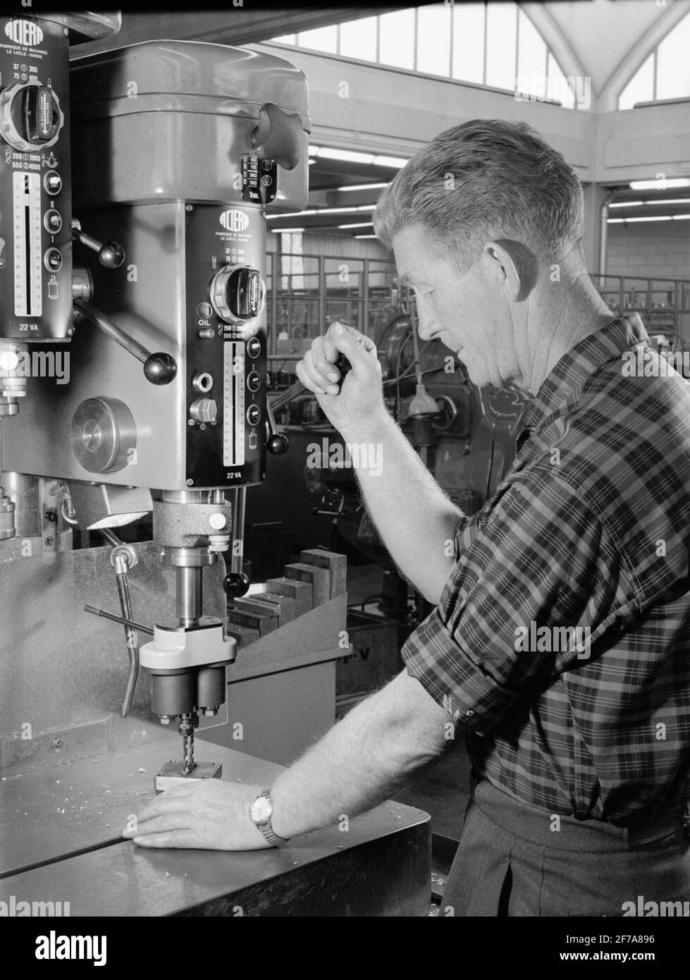 Engineer early 20th century Black and White Stock Photos & Images - Alamy