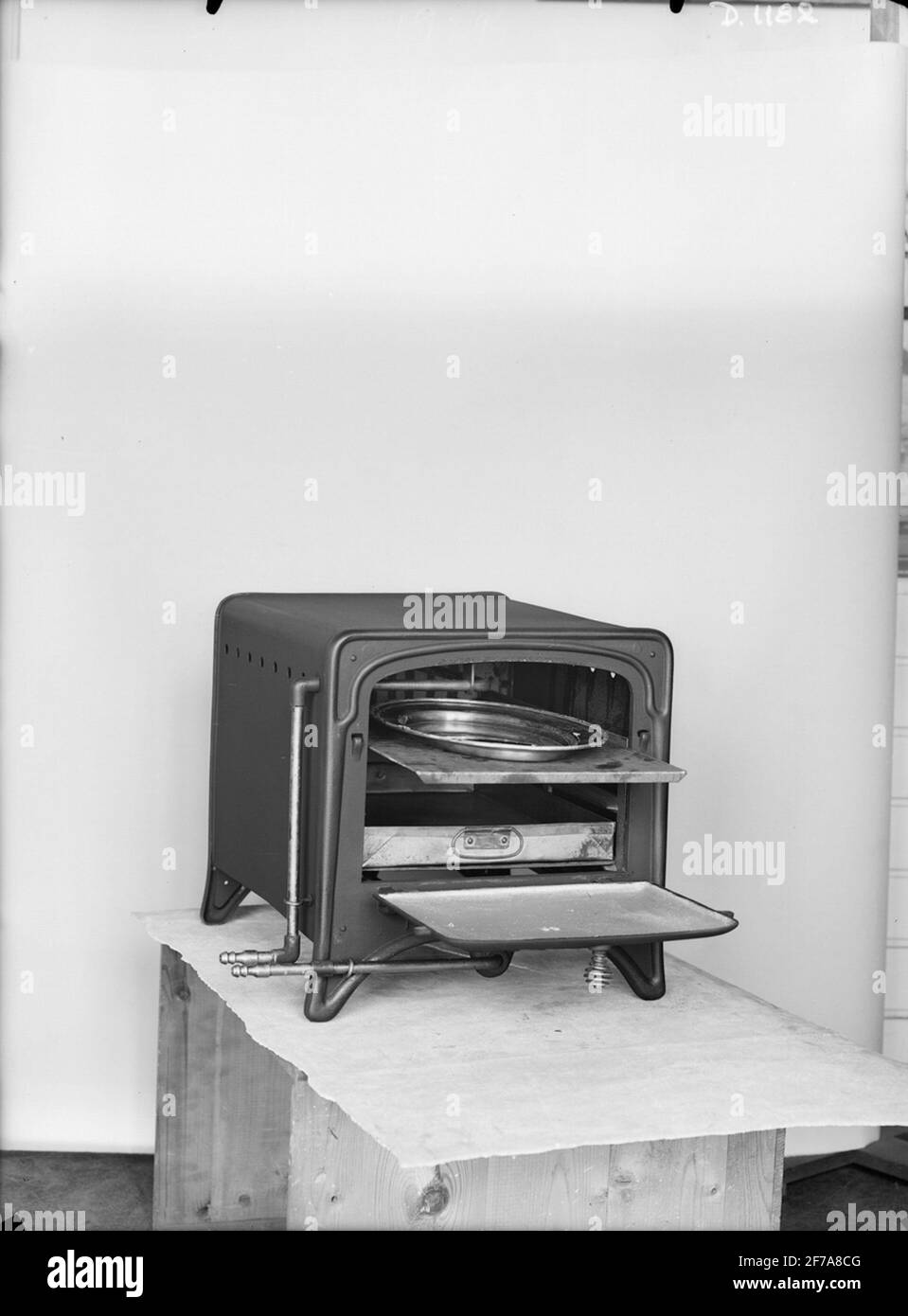 Process gas Black and White Stock Photos & Images - Alamy