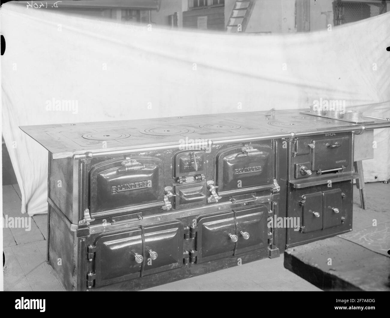 The year 1935 hi-res stock photography and images - Alamy