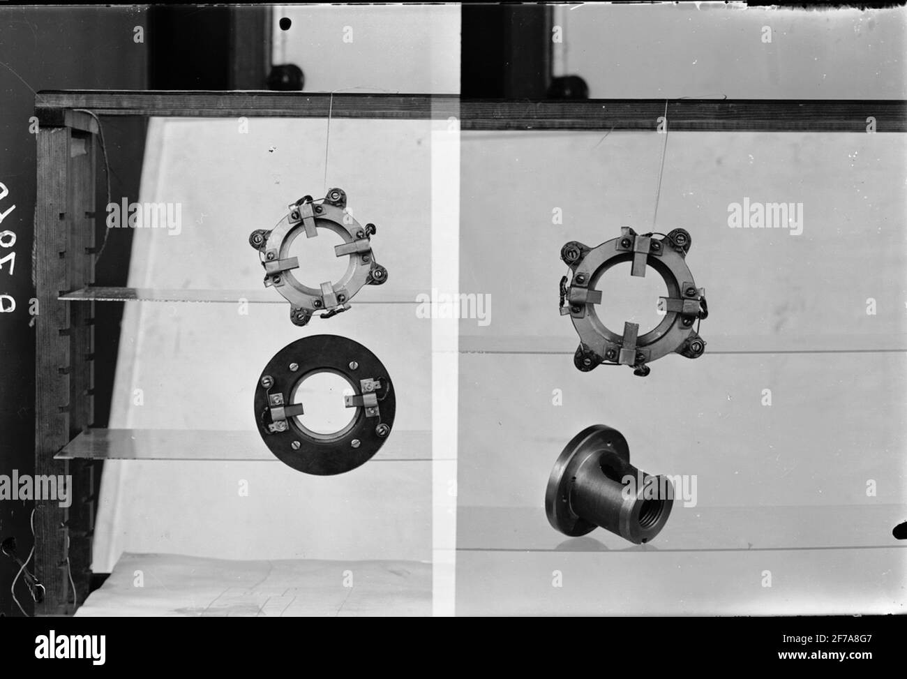Mechanism parts Black and White Stock Photos & Images - Alamy