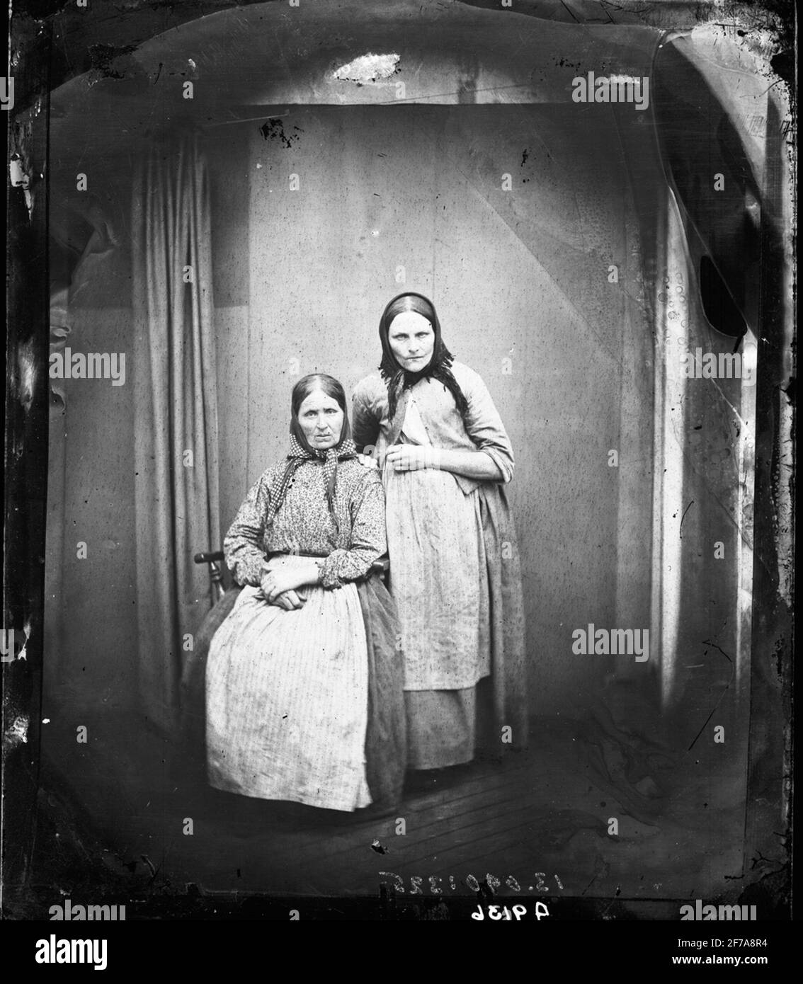 Unknown women hi-res stock photography and images - Alamy