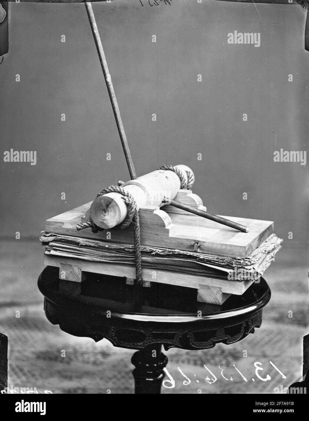 Handling plant hi-res stock photography and images - Alamy