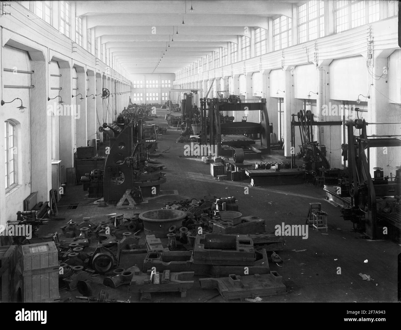 Mounting hall viewed from the gasket Stock Photo - Alamy