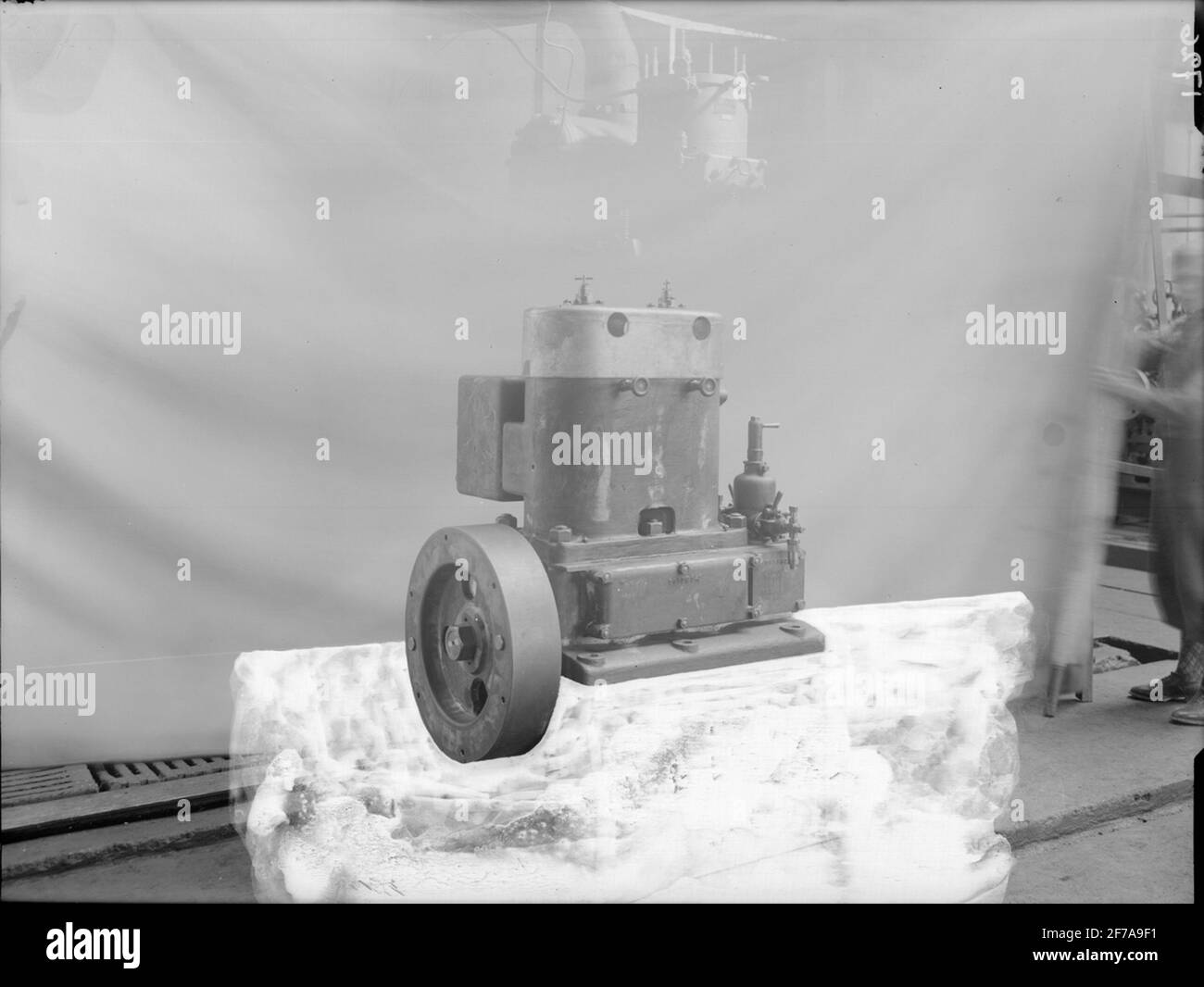 50hk 2cyl. Lightweight engine Stock Photo - Alamy