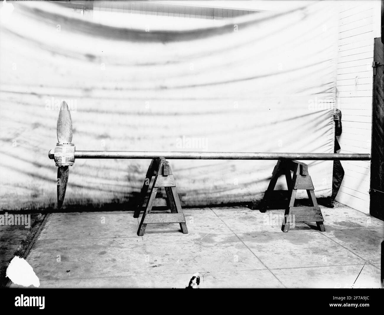 Propeller and shoulder for crude oil engines Stock Photo - Alamy