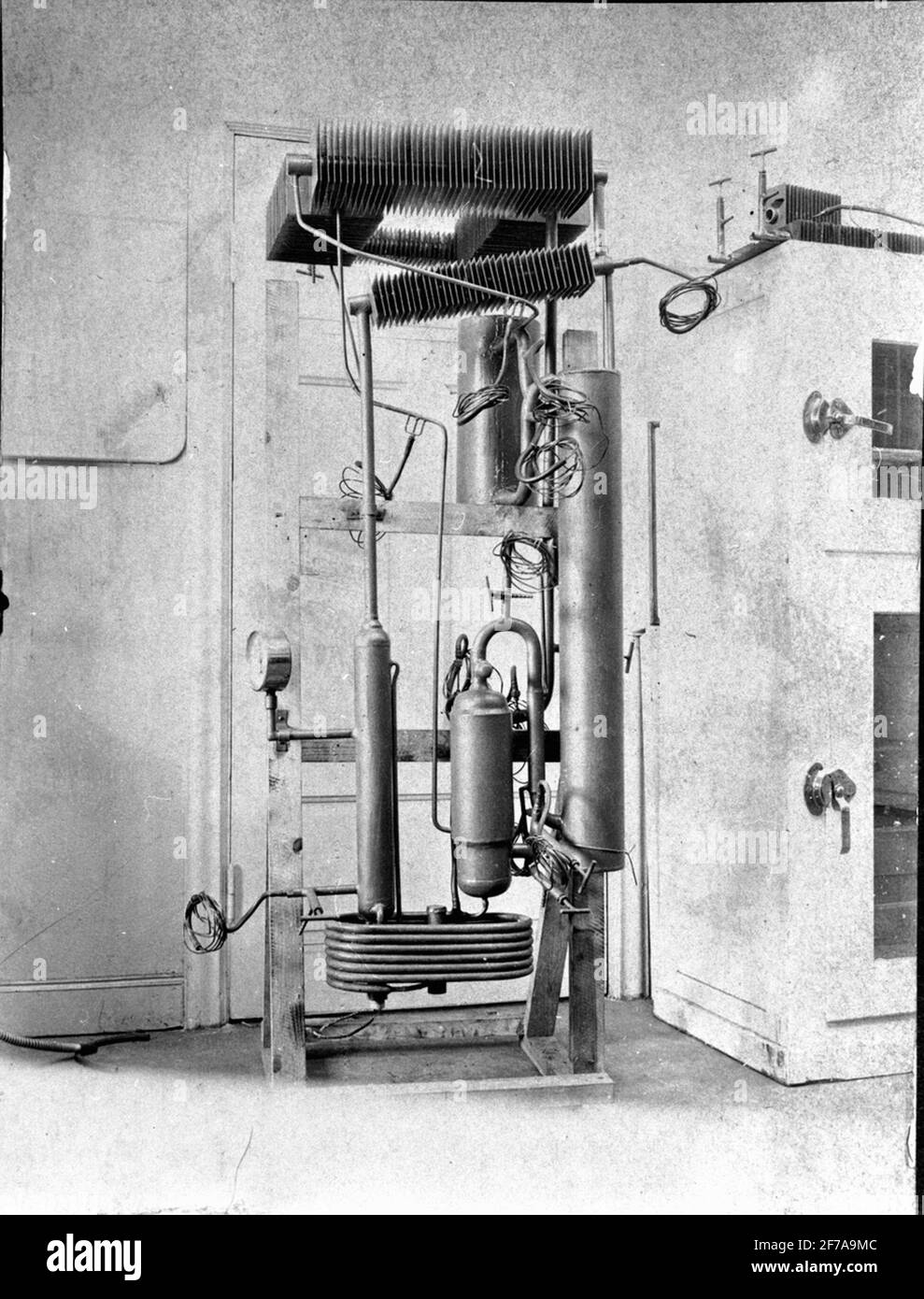 Laboratory equipment experiment Black and White Stock Photos & Images ...