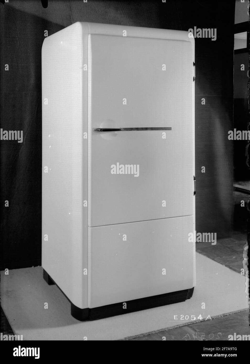 Refrigerator L 750, Loewy, Frontvy Stock Photo - Alamy