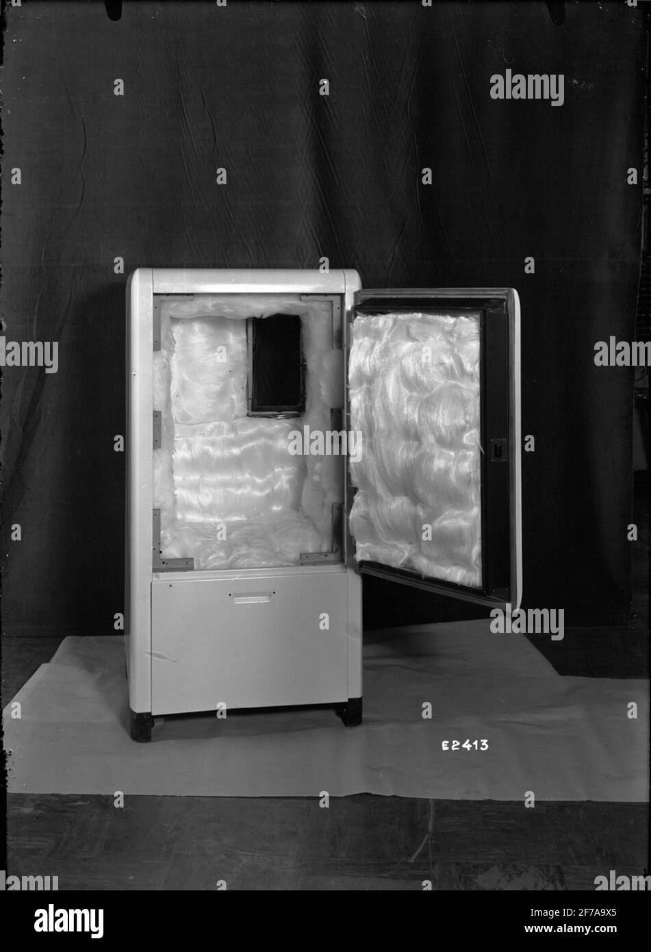 Refrigerator L300 with glass wool insulation Stock Photo - Alamy