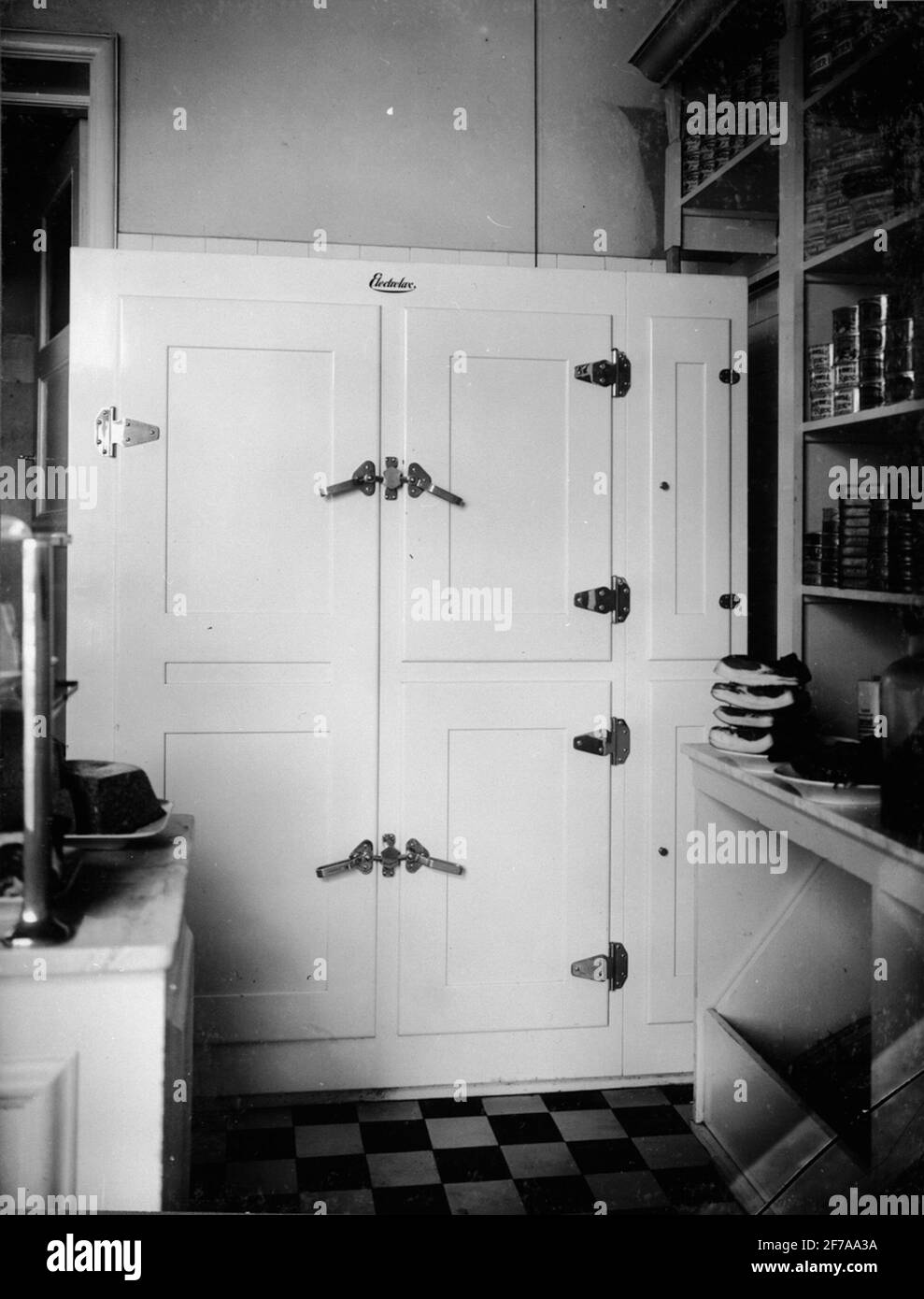 4 refrigerator in a casing Stock Photo - Alamy