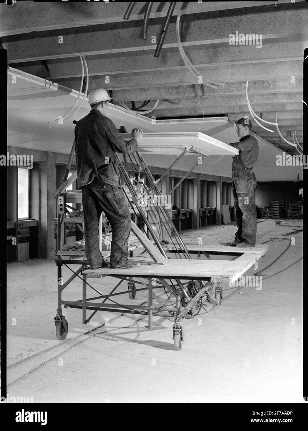 Roofing method Black and White Stock Photos & Images - Alamy