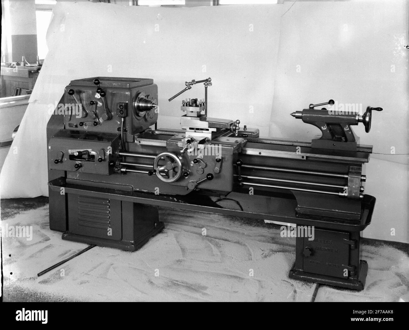 Lathe operations hi-res stock photography and images - Alamy