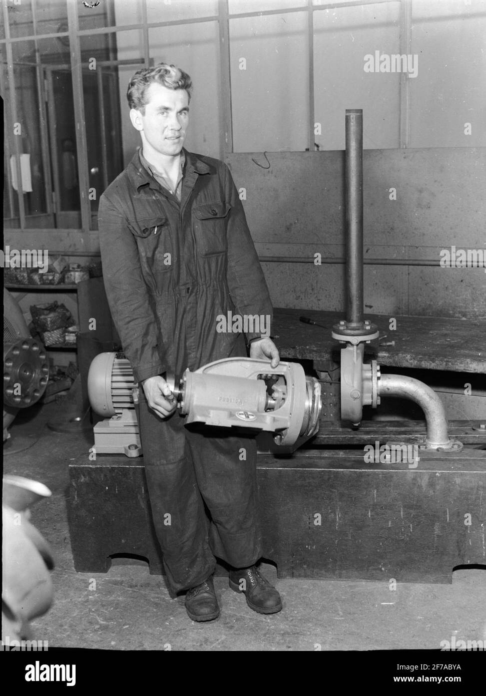 Disassembly Black and White Stock Photos & Images - Alamy