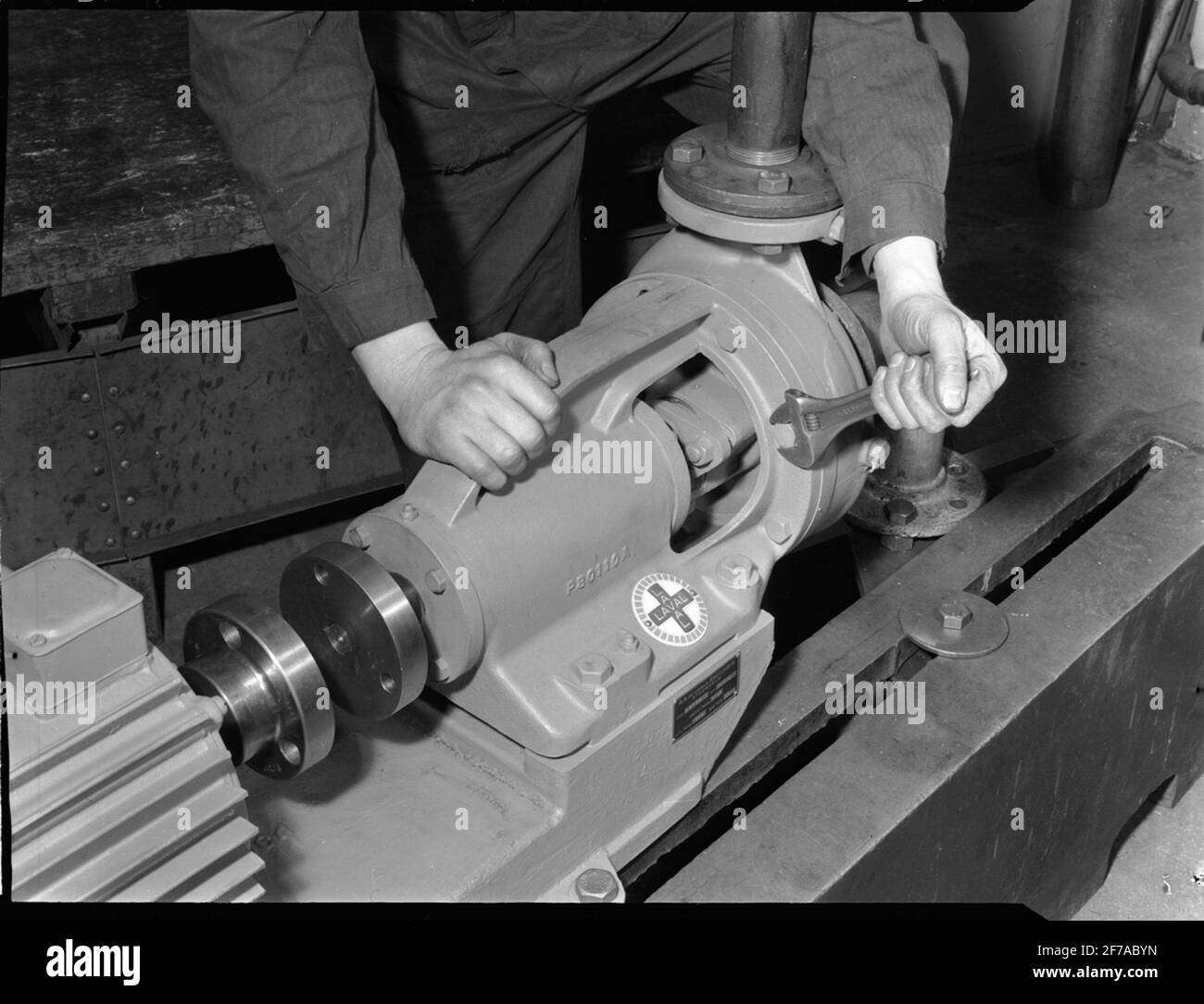 Disassembly Black and White Stock Photos & Images - Alamy