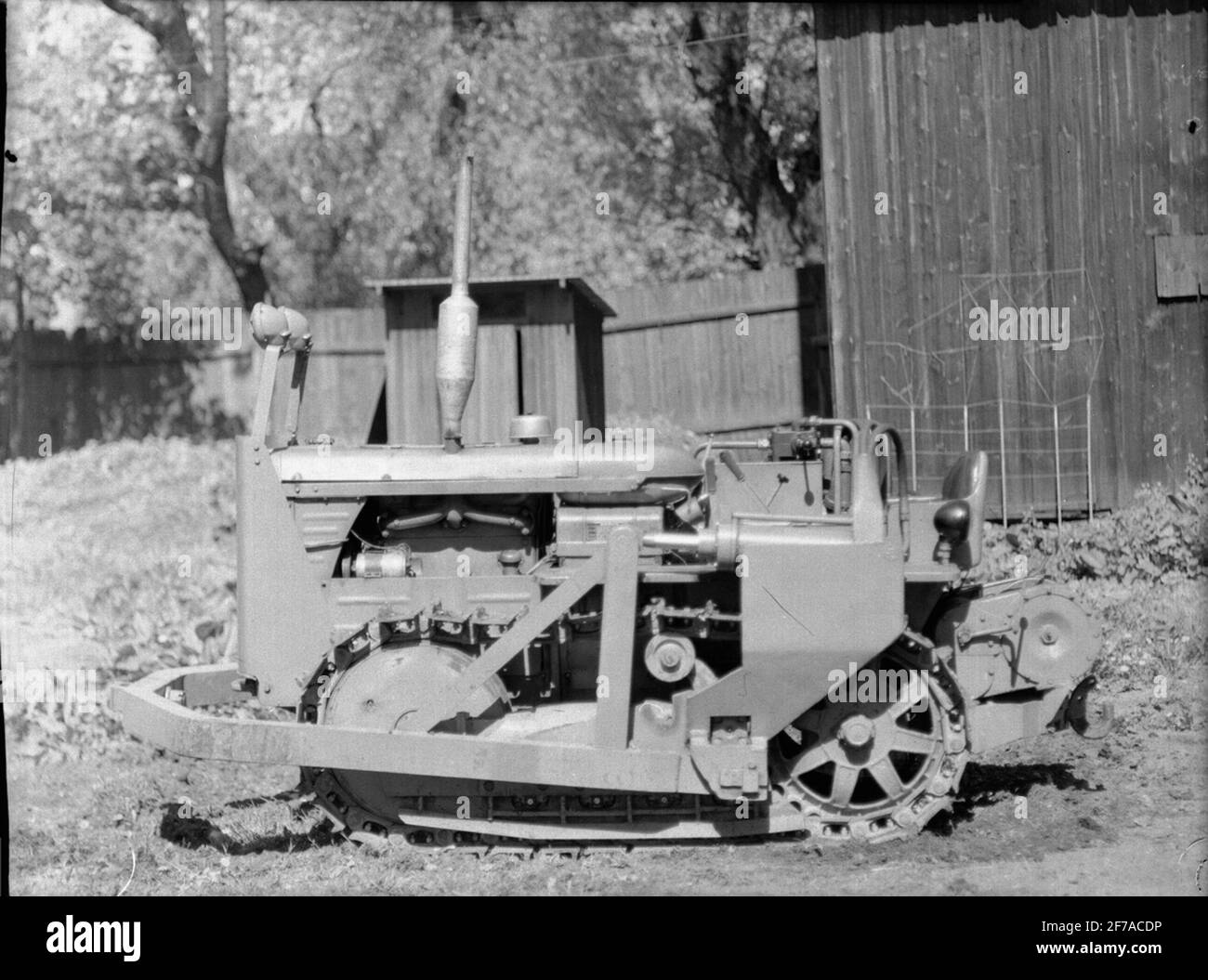 Diesel crawler tractor hi-res stock photography and images - Alamy