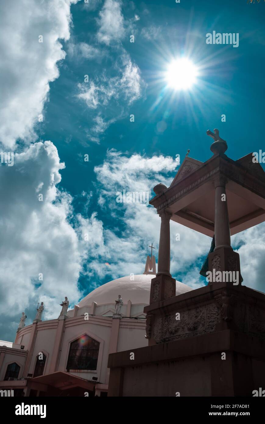 Dawn prayer congregation hi-res stock photography and images - Alamy