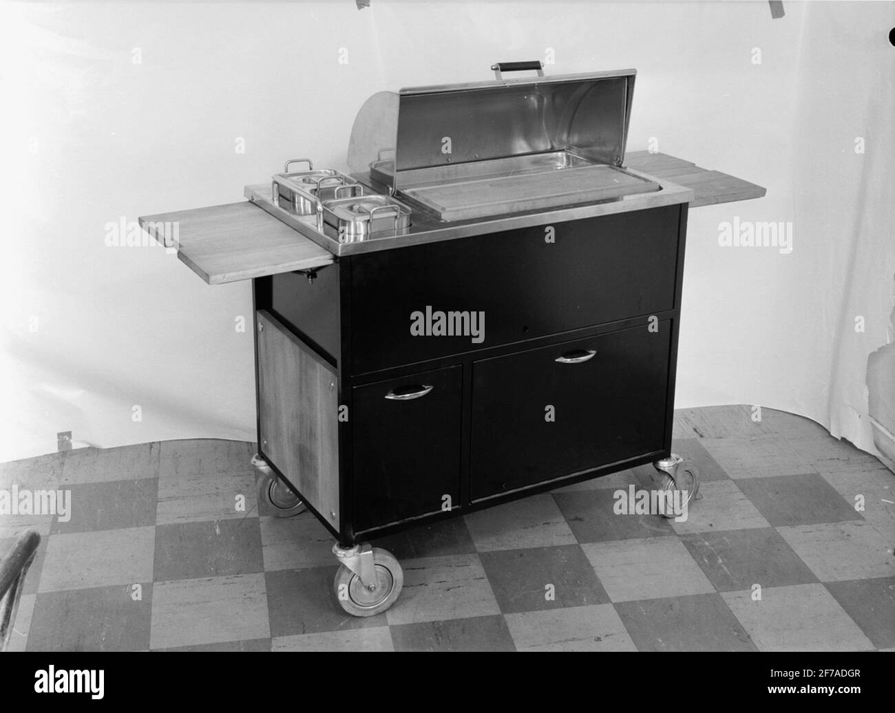 Heat cart. >> Stock Photo - Alamy