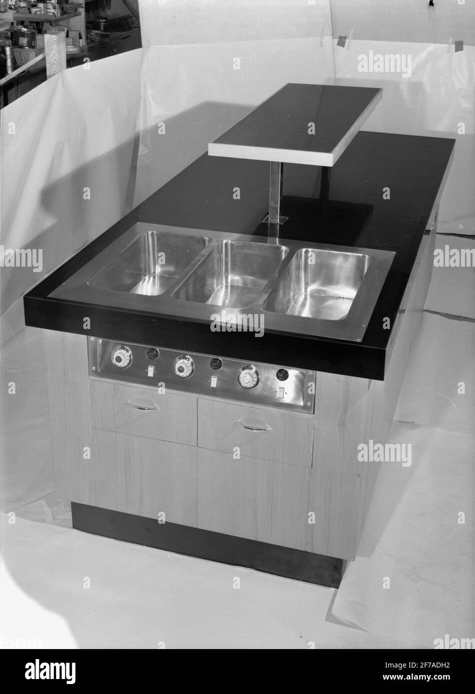 Cooling bench. >> Stock Photo - Alamy