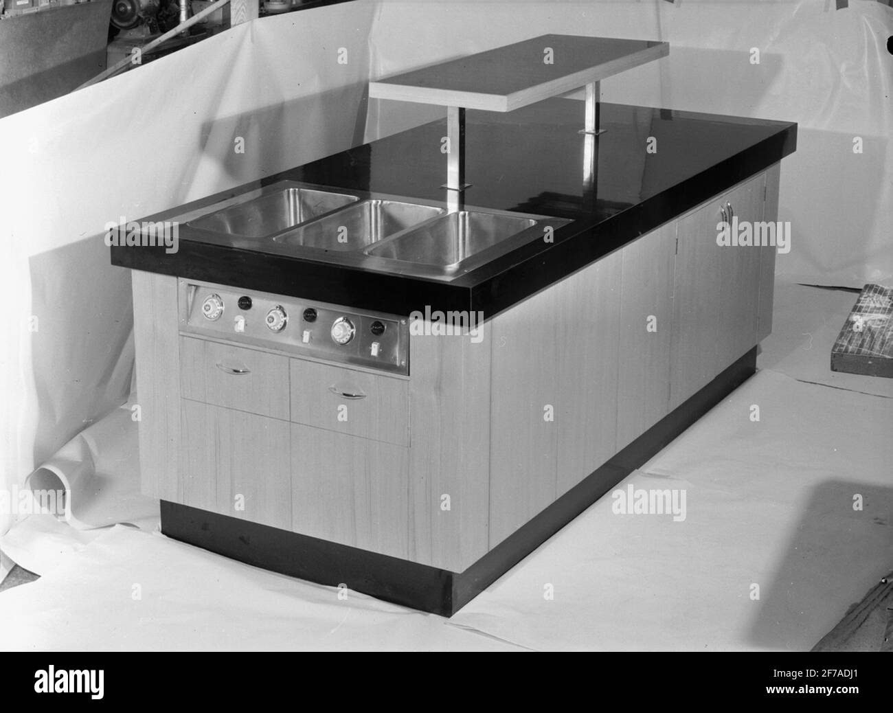 Cooling bench. >> Stock Photo - Alamy